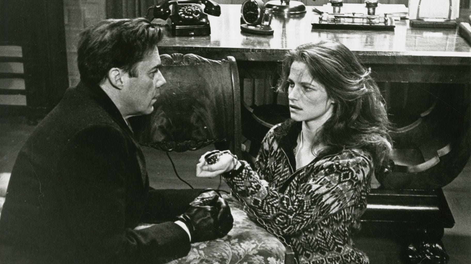 The night porter - Forbidden in 1974 & awarded in 2023 - Purrnotes